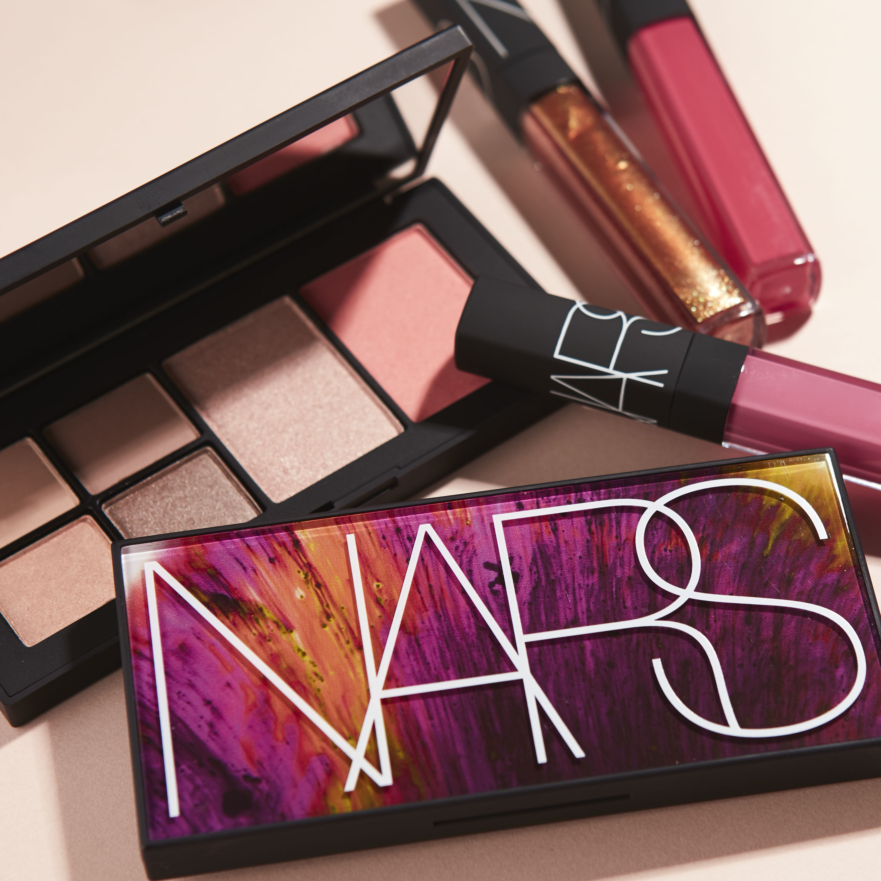 4月19日発売のNARS 2019春“FEVER DREAM COLLECTION”に登場するのは、世界中の熱狂的なNARSファンのための ...
